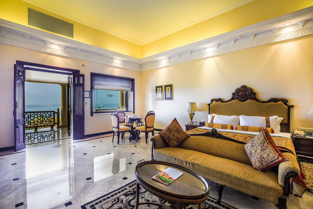 The Lalit Laxmi Vilas Palace - Udaipur Darpan