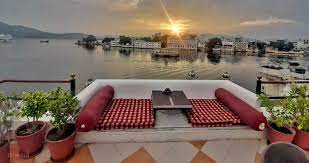 Natural view restaurant - Udaipur Darpan